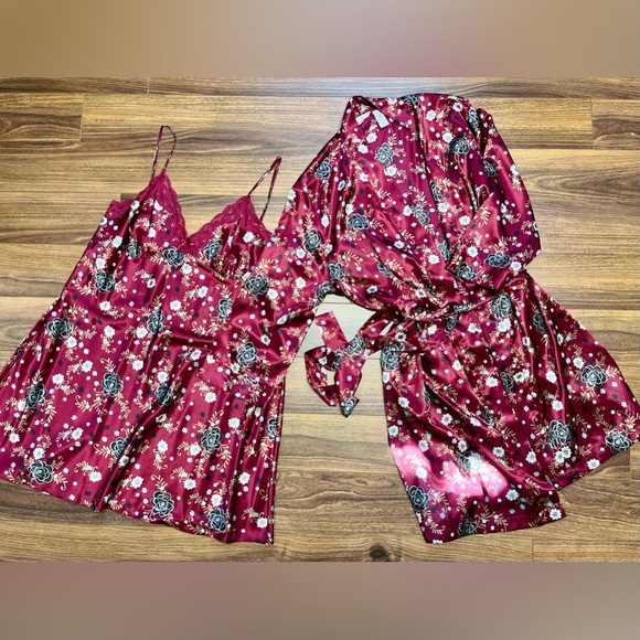 Adonna | Intimates & Sleepwear | Adonna Robe Slip Dress Chemise Size Xl ...